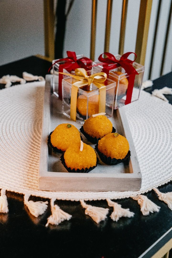 MOTI CHOOR LADOO WEDDING FAVORS - Always Fresh, Never Frozen Indian ...