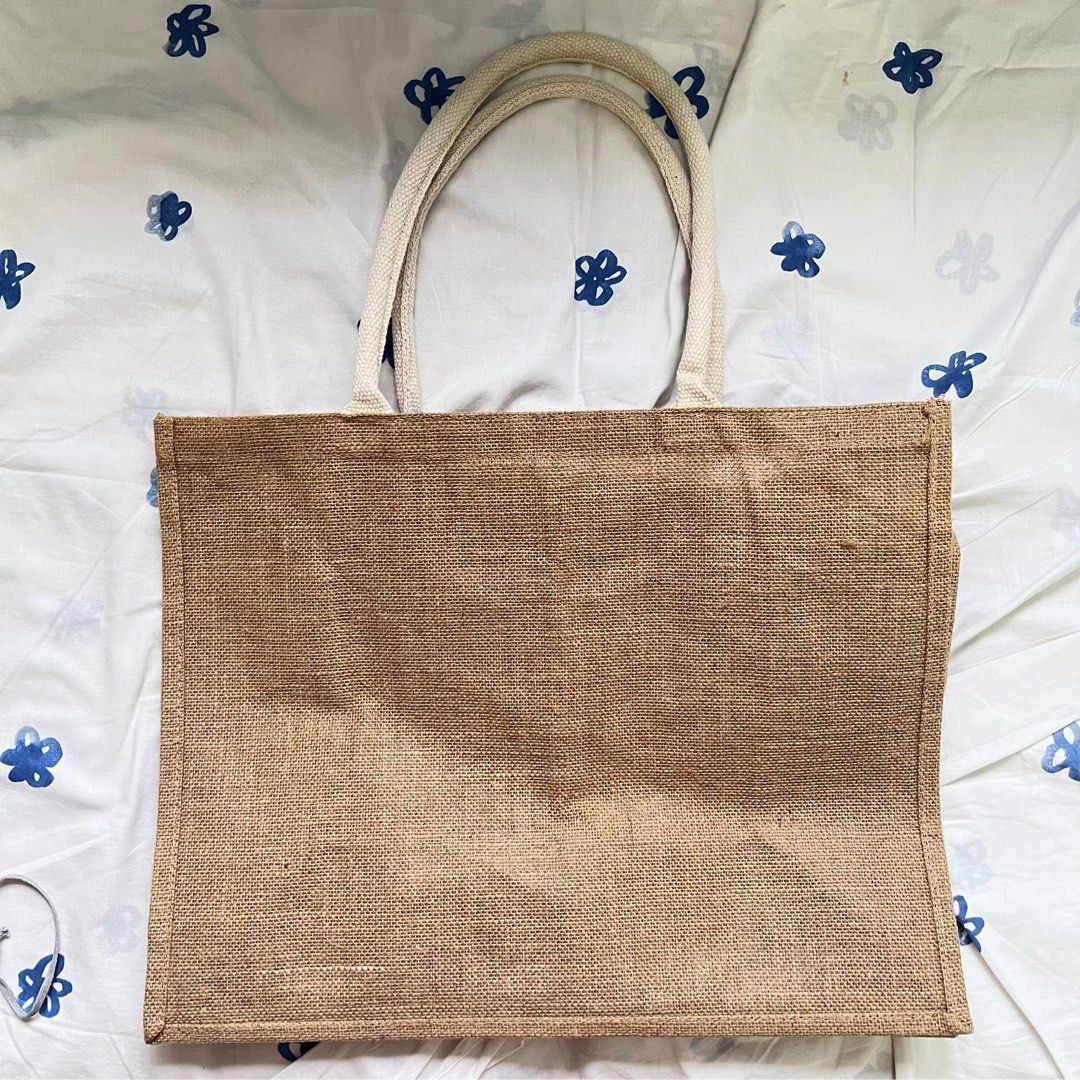 muji A3 straw beach bag, Women's Fashion, Bags & Wallets, Beach Bags on ...