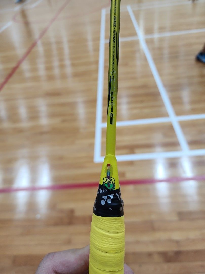 [New] Nanoflare 1000z Pro 4U Yonex, Sports Equipment, Sports & Games ...