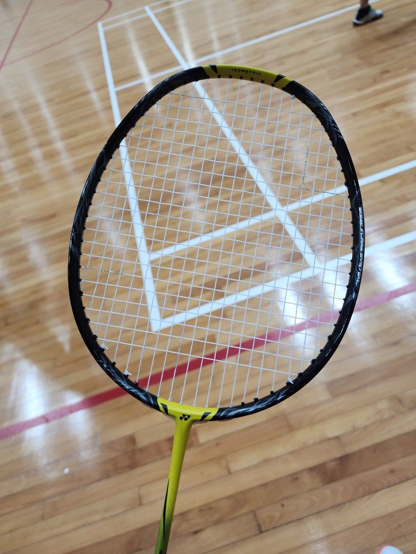 [New] Nanoflare 1000z Pro 4U Yonex, Sports Equipment, Sports & Games ...