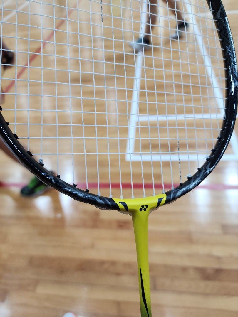 [New] Nanoflare 1000z Pro 4U Yonex, Sports Equipment, Sports & Games ...
