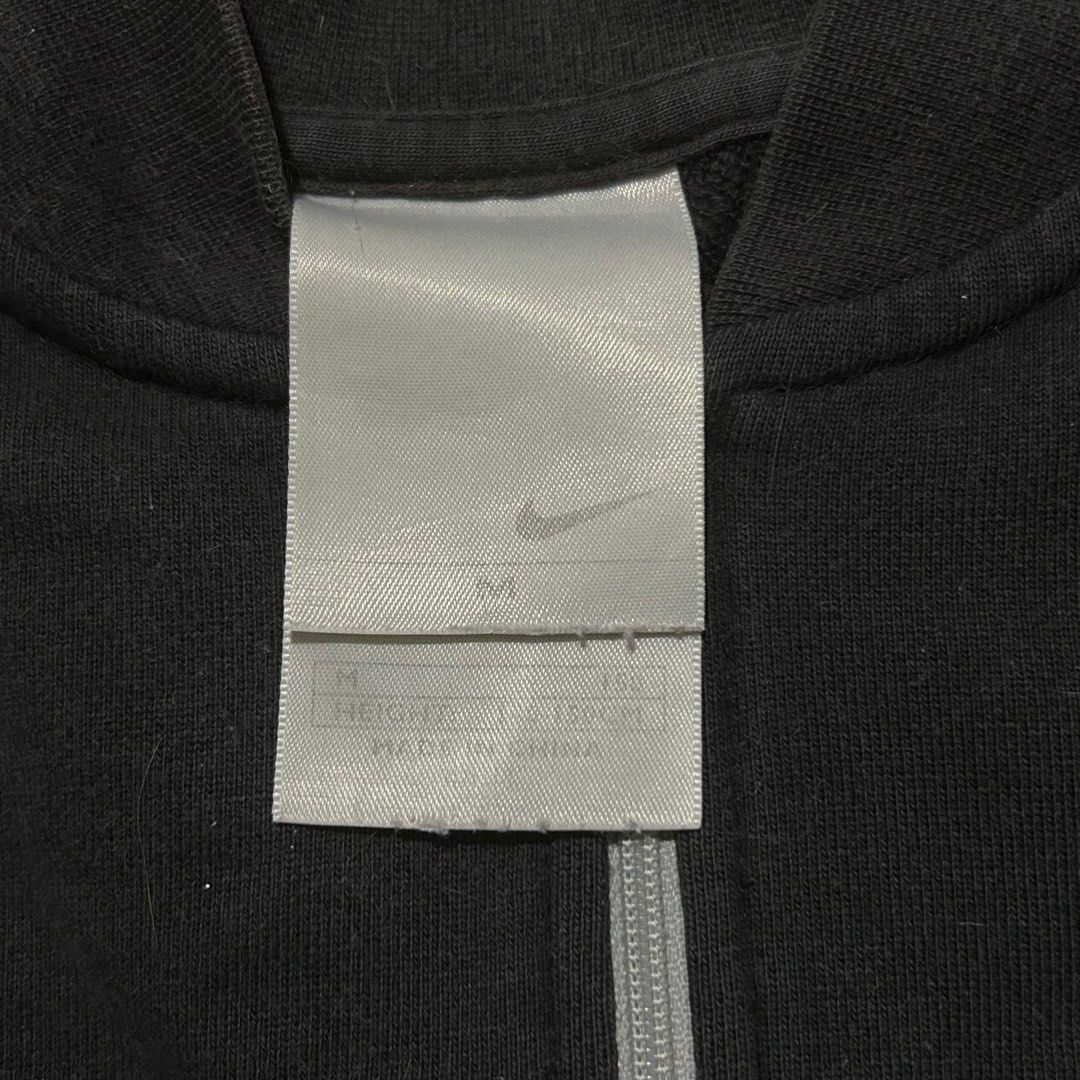 Nike vintage y2k retro top, Women's Fashion, Tops, Longsleeves on Carousell