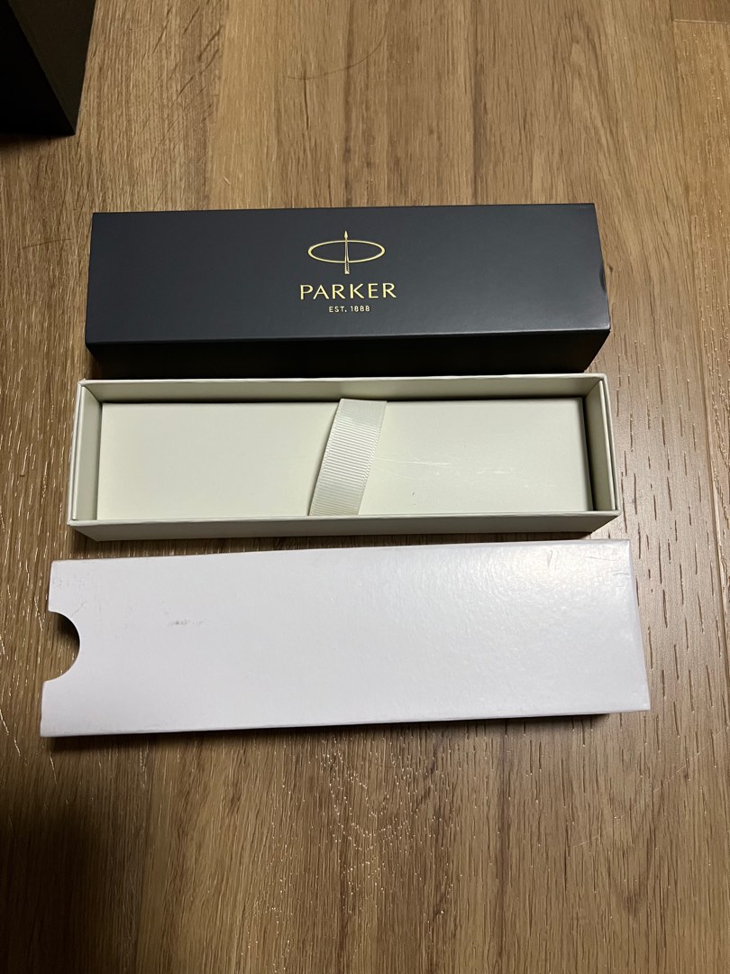 Parker Pen box, Hobbies & Toys, Stationery & Craft, Stationery & School ...