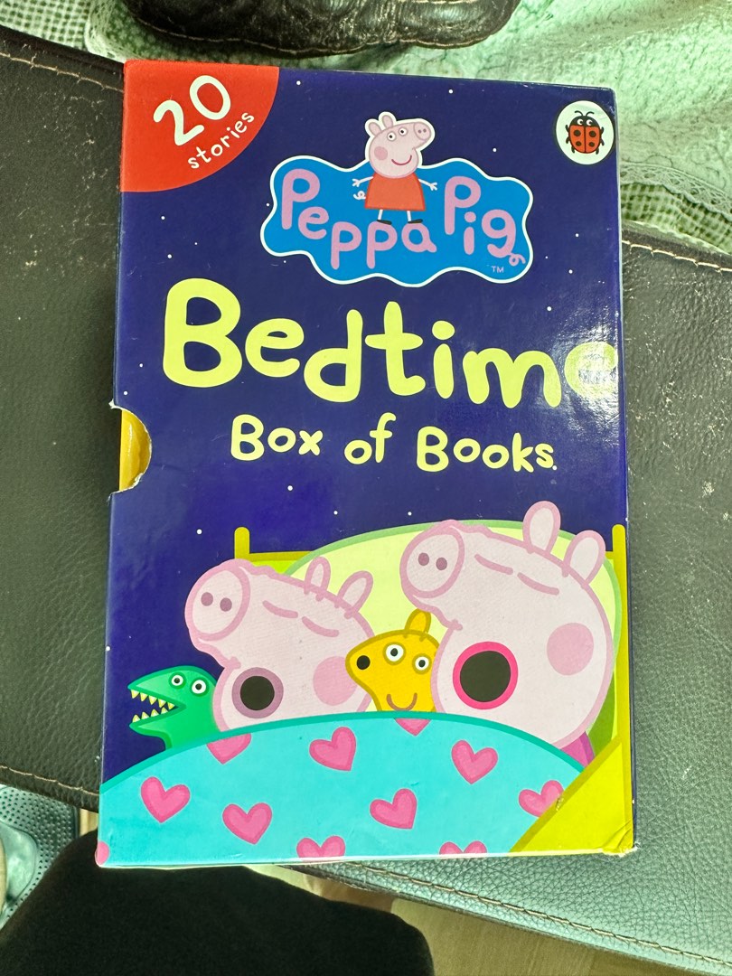 Peppa Pig Bedtime Box of Books (20stories), Hobbies & Toys, Books ...