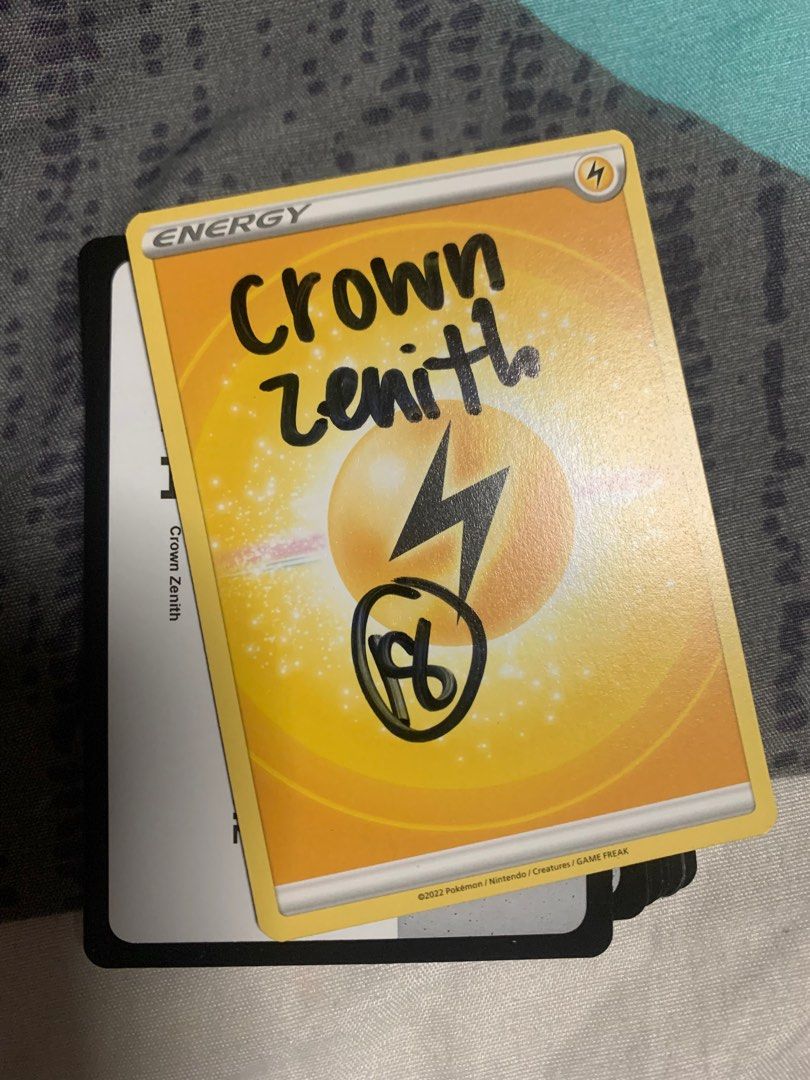 Pokemon TCGO Codes - Crown Zenith, Hobbies & Toys, Toys & Games on ...