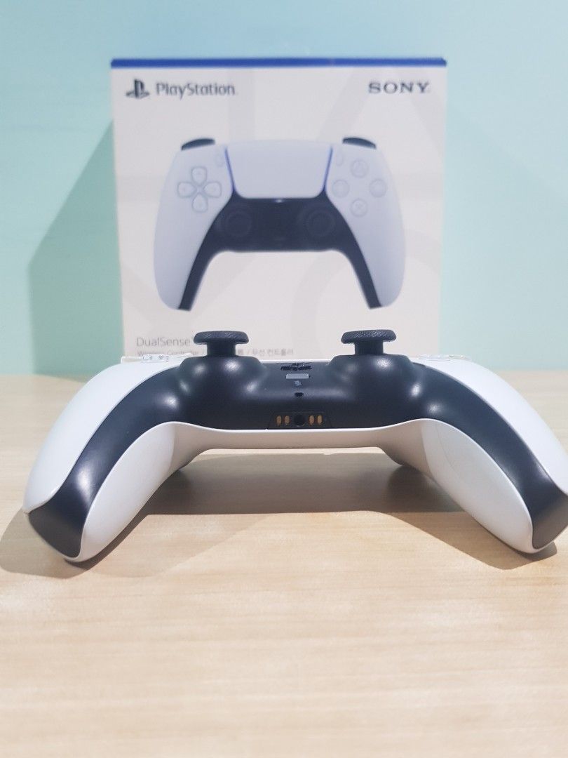 Ps5 Dualsense Controller (White) with box, Video Gaming, Gaming ...