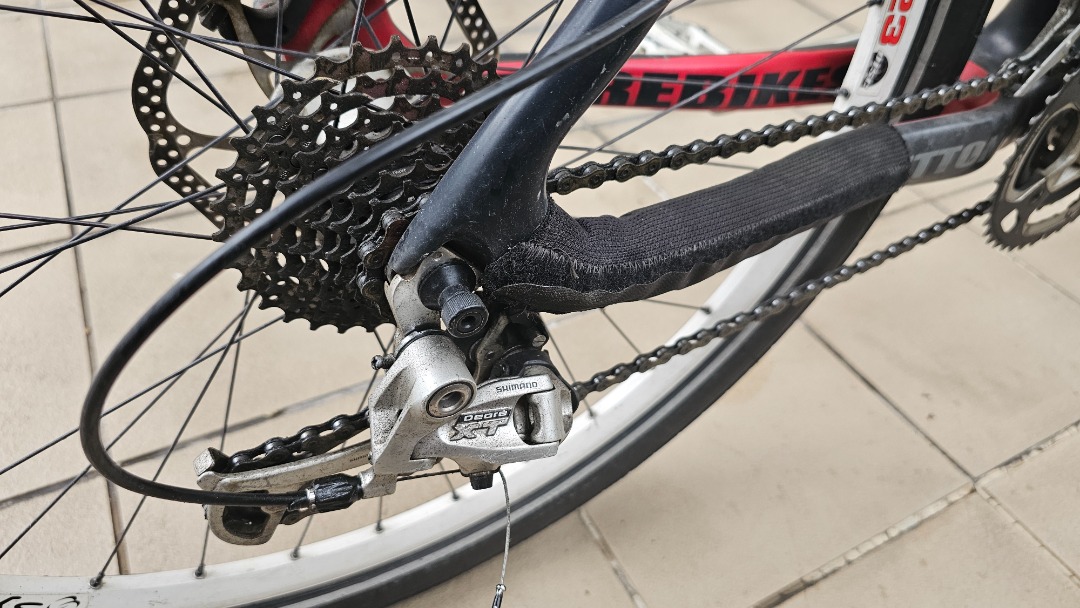 Pure Glutton MTB carbon 26" bike, Sports Equipment, Bicycles & Parts ...