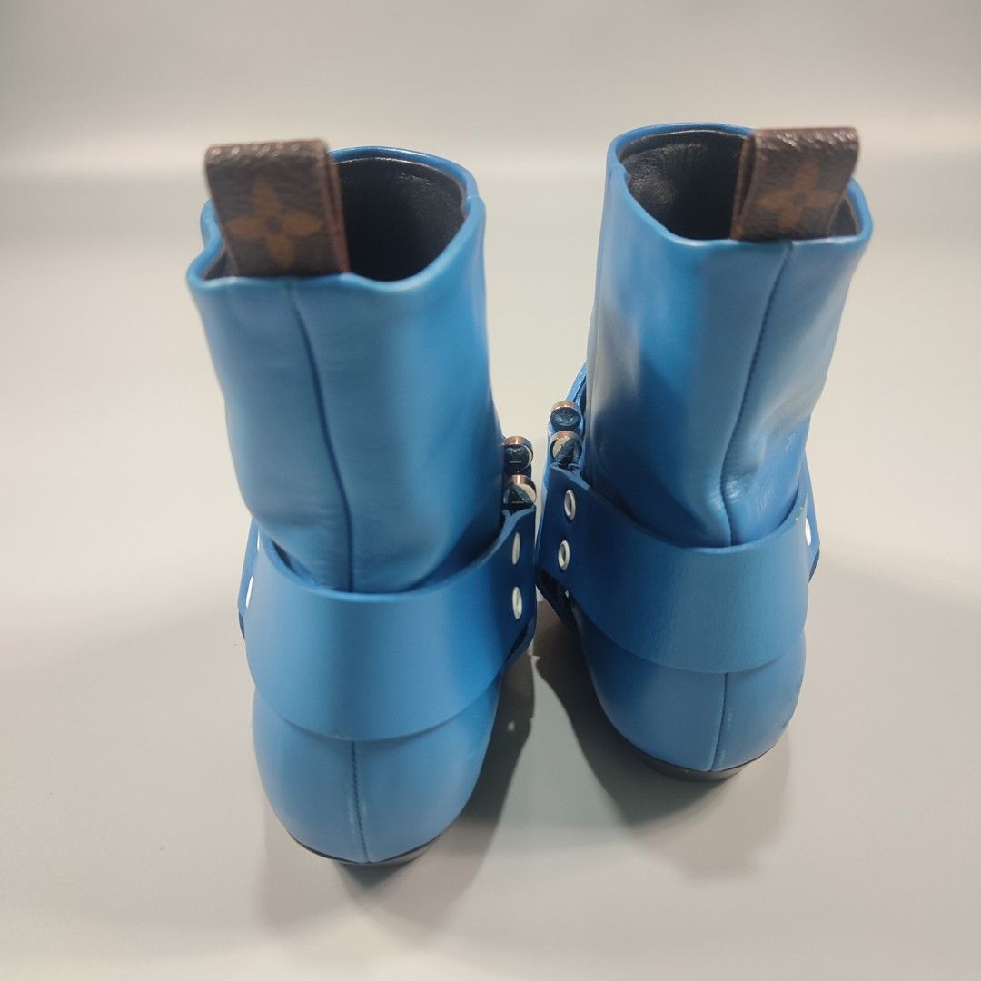 Sample Pair Rhapsody Blue Leather Ankle Boots, Women's Fashion ...