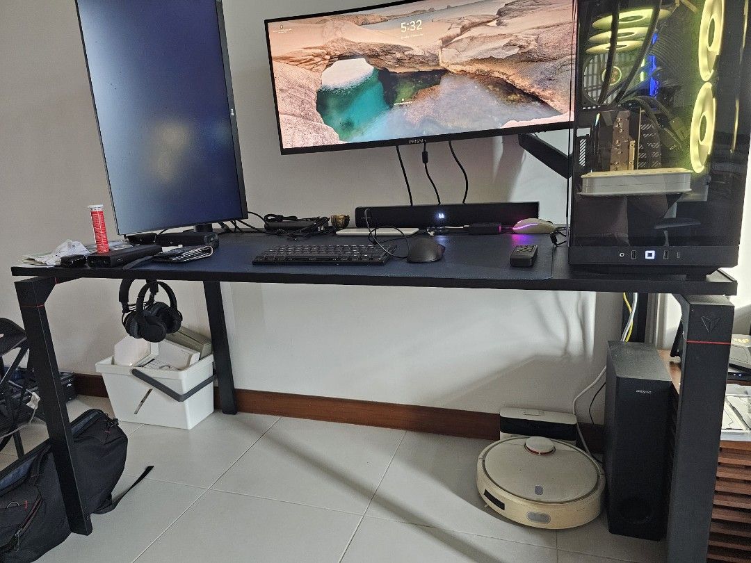 SecretLab Magnus Metal Table, Furniture & Home Living, Furniture ...