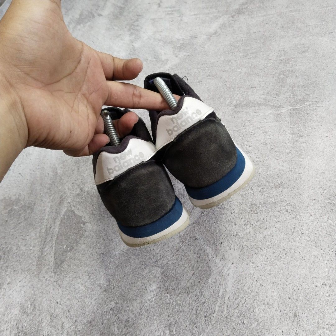 Sepatu New Balance 520 second original, Fesyen Pria, Sepatu , Sneakers ...