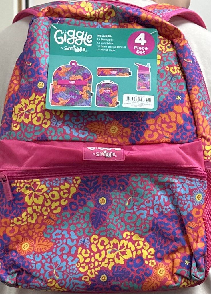 Smiggle Giggle BackPack, Women's Fashion, Bags & Wallets, Backpacks on ...