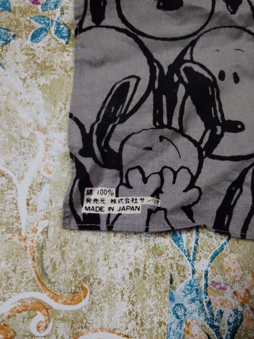 Snoopy, Women's Fashion, Watches & Accessories, Other Accessories on ...