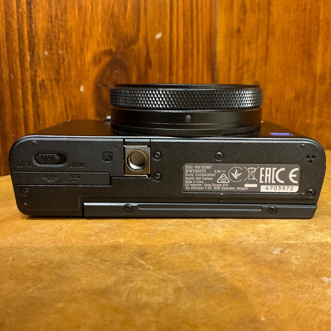 Sony RX 100 Mk 7 (4703972) With Box, Photography, Cameras on Carousell