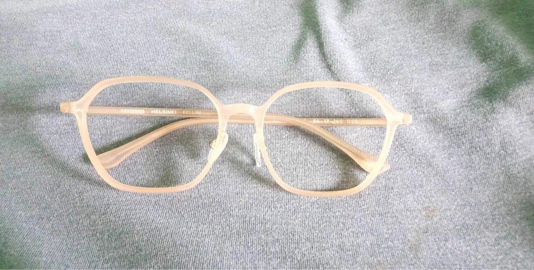 Sunnies Specs Helsinki Bellini w/ Receipt, Women's Fashion, Watches ...