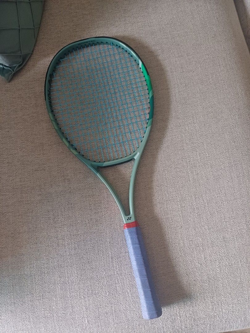 Yonex Percept 100D, Sports Equipment, Sports & Games, Racket & Ball ...