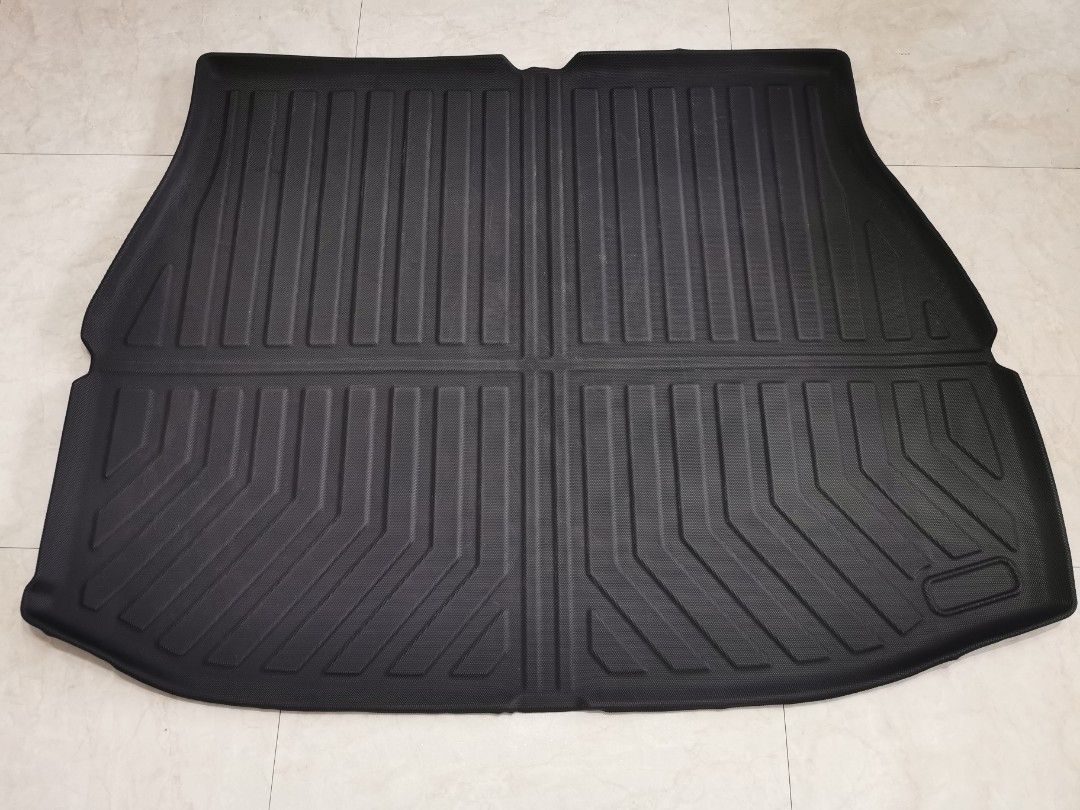 Toyota harrier boot mat, Car Accessories, Accessories on Carousell