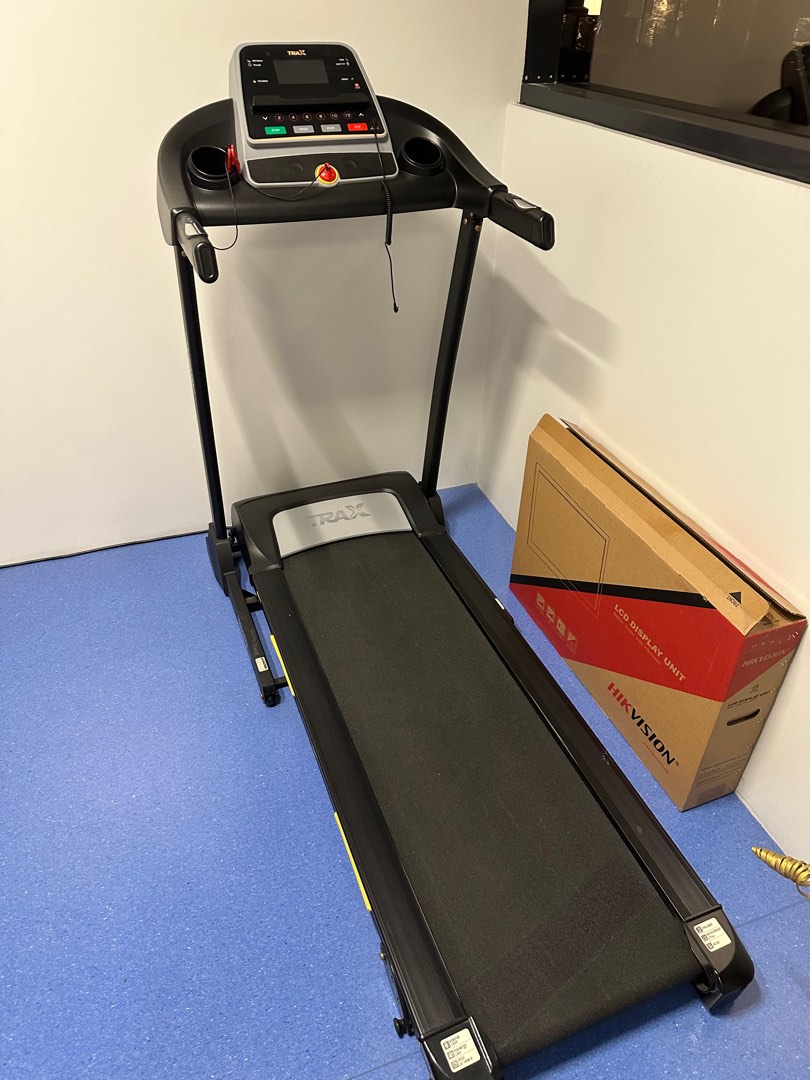 Trax Jogger 2.0 Treadmill, Sports Equipment, Exercise & Fitness, Cardio ...