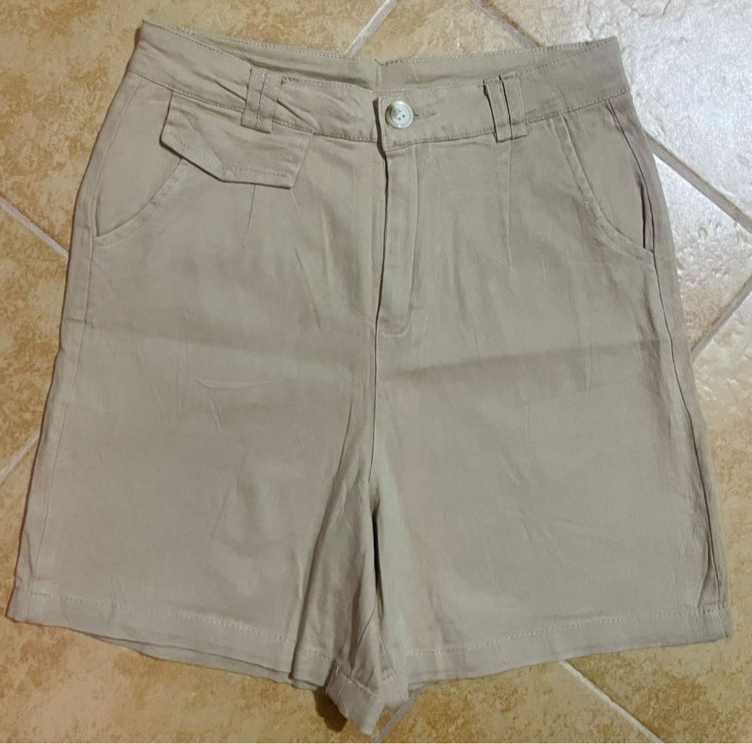 Trouser Short, Women's Fashion, Bottoms, Shorts on Carousell