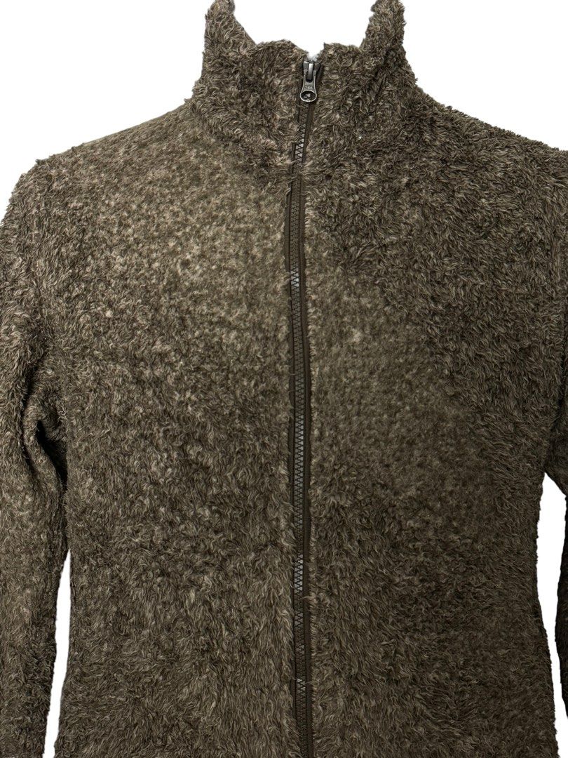 Uniqlo baju sejuk berbulu, Men's Fashion, Coats, Jackets and Outerwear ...