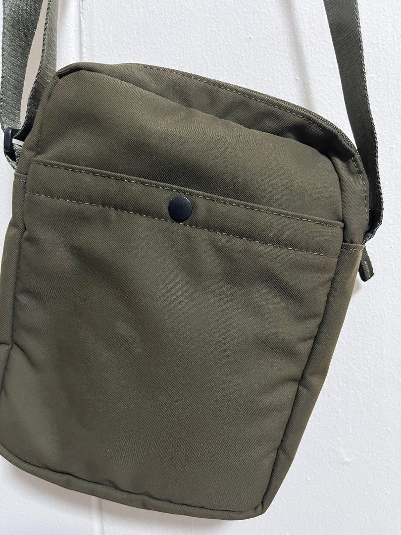 Uniqlo Cross body sling bag, Men's Fashion, Bags, Sling Bags on Carousell