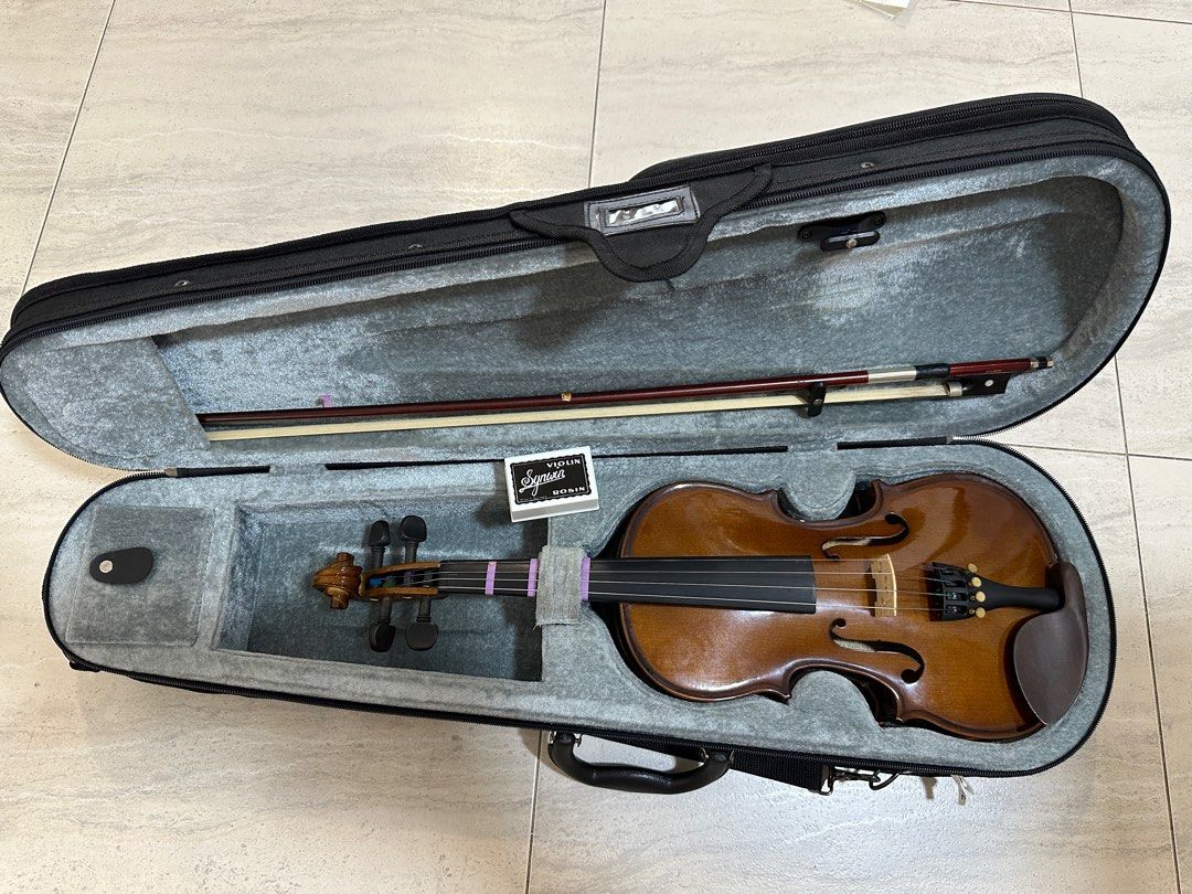 Used Synwin 1/2 student Violin SV211005, Hobbies & Toys, Music & Media, Musical Instruments on ...