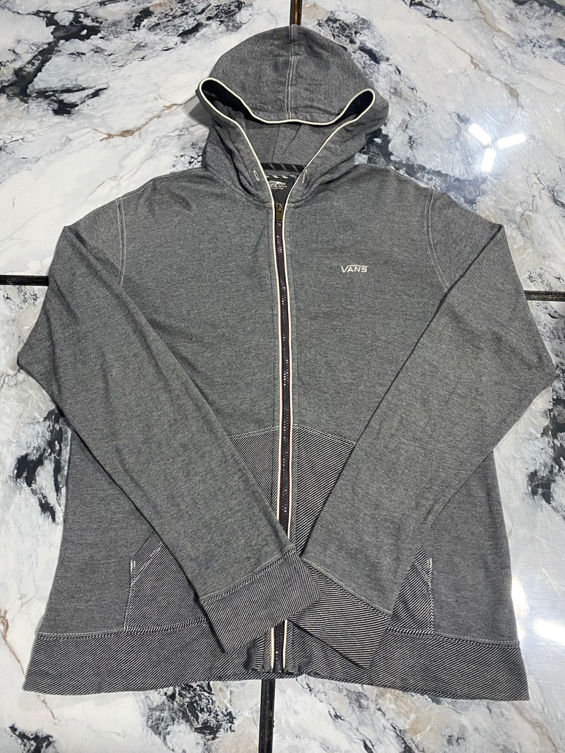 Vans Jacket, Men's Fashion, Coats, Jackets and Outerwear on Carousell