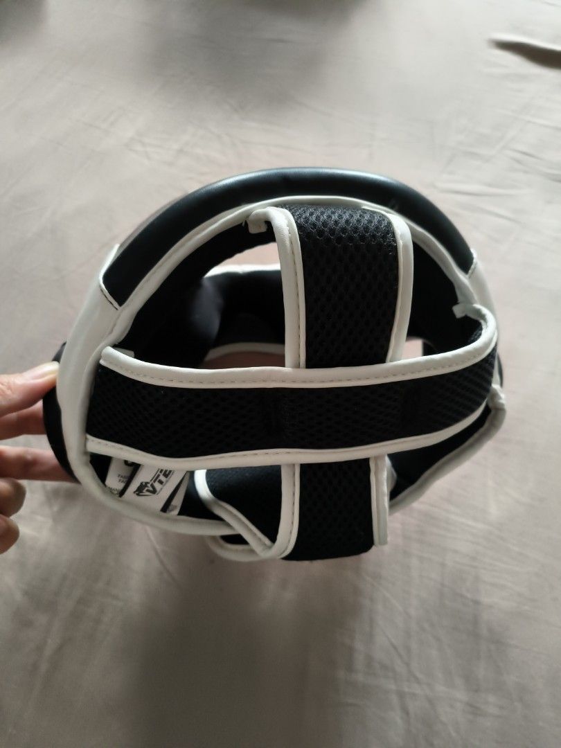 Venom boxing headgear, Sports Equipment, Other Sports Equipment and ...
