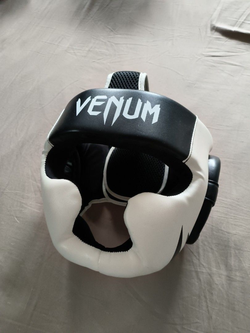 Venom boxing headgear, Sports Equipment, Other Sports Equipment and ...
