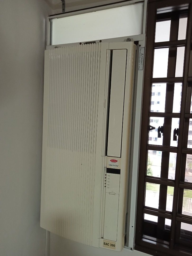Window unit Aircon, TV & Home Appliances, Air Conditioners & Heating on ...