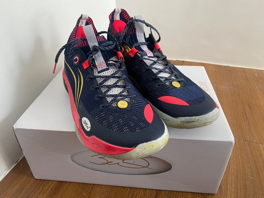Wow 808 2 ultra, Men's Fashion, Footwear, Sneakers on Carousell