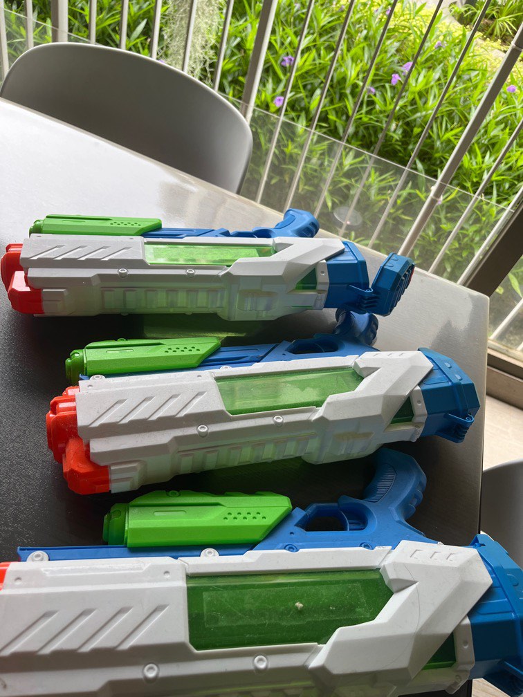 X shot water gun, Hobbies & Toys, Toys & Games on Carousell