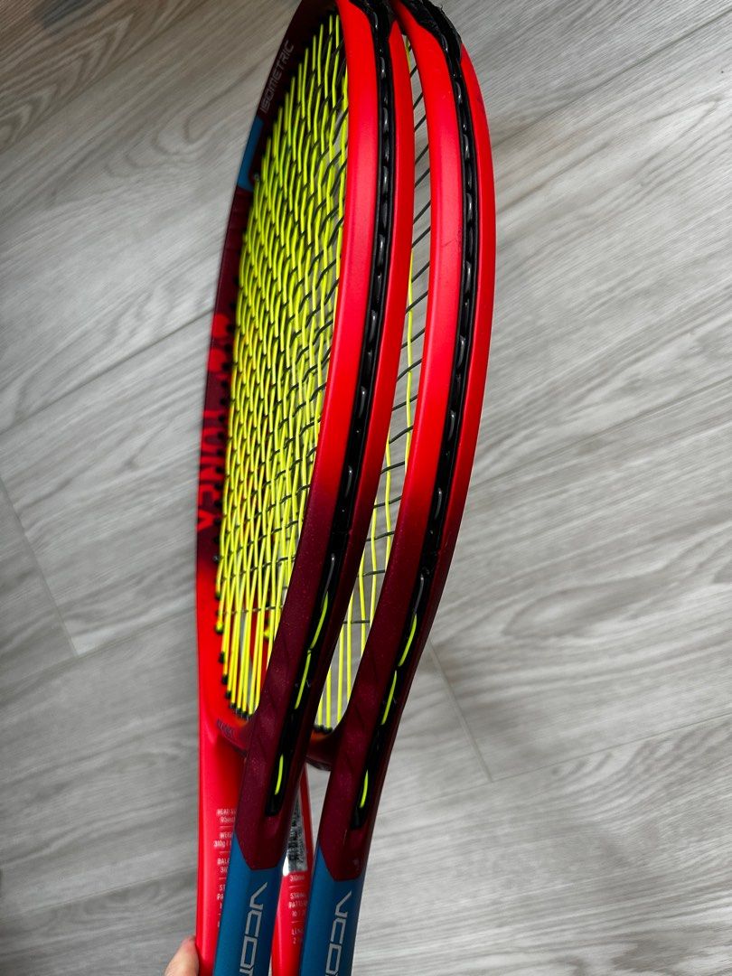 Yonex vcore 95 2021, 運動產品, 運動與體育, 運動與體育 - 球拍和球類運動 - Carousell