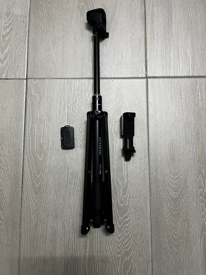 YUNTENG ADJUSTABLE TRIPOD WITH BLUETOOTH REMOTE, Photography ...