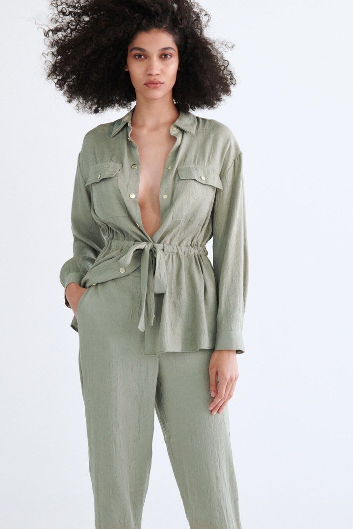 Zara Wringkle Look Satin Effect Jogging Pants, Fesyen Wanita, Pakaian ...