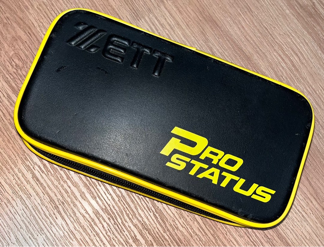 ZETT Pro Status Case/Pouch, Women's Fashion, Bags & Wallets, Purses & Pouches on Carousell