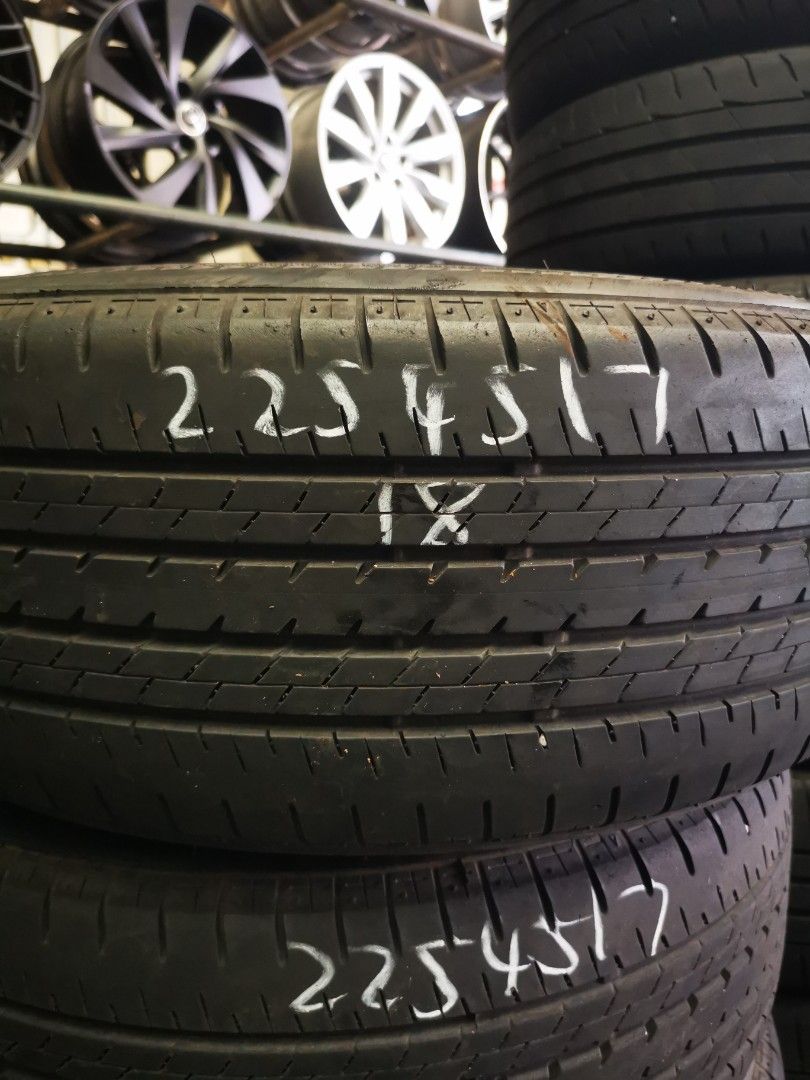 225/45/17 Bridgestone ER33, Car Accessories, Tyres & Rims on Carousell