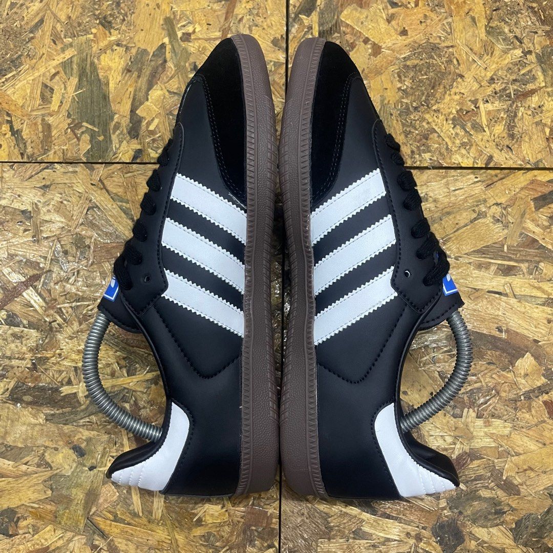 Adidas Samba, Men's Fashion, Footwear, Sneakers on Carousell