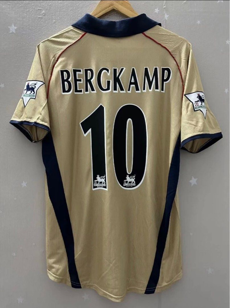 Arsenal 01/02 away jersey, Men's Fashion, Activewear on Carousell