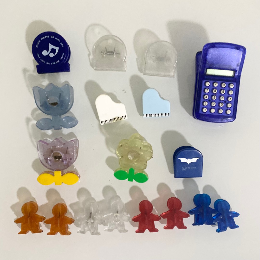 Assorted Plastic Clips, Hobbies & Toys, Stationery & Craft, Stationery ...