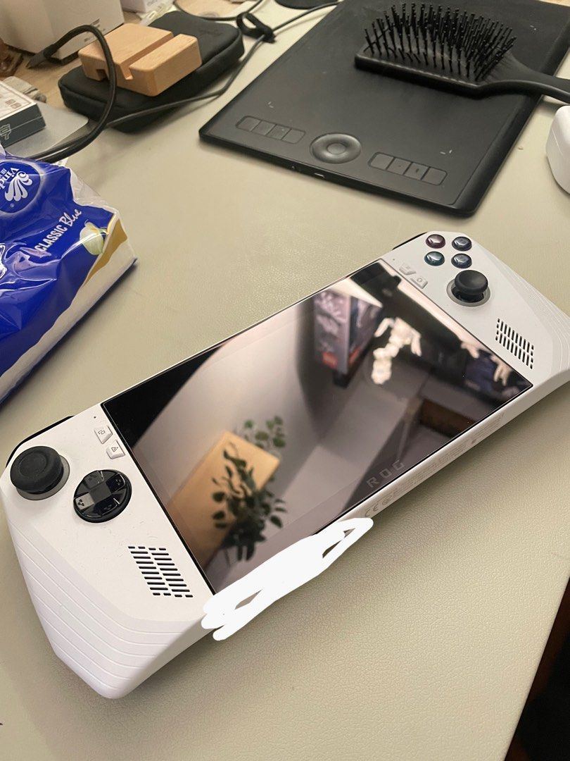 ASUS ROG ALLY Z1E 512GB, 電腦＆科技, 手提電腦 - Carousell