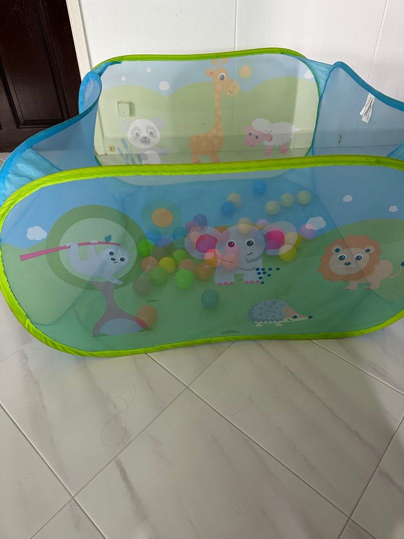 Ball Pit Set with extra color full balls, Babies & Kids, Baby Nursery ...