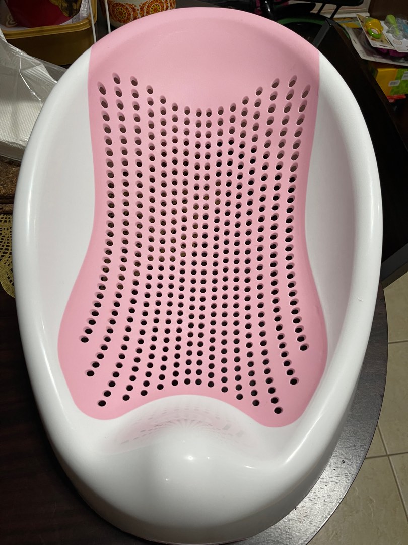Bathtub Ergonomic Support, Babies & Kids, Bathing & Changing, Bathtub ...