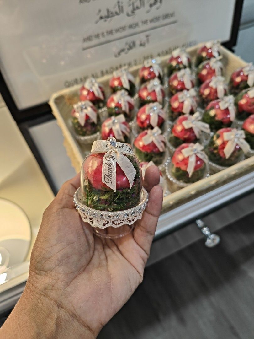 Bunga Rampai in acrylic dome, Hobbies & Toys, Stationery & Craft ...