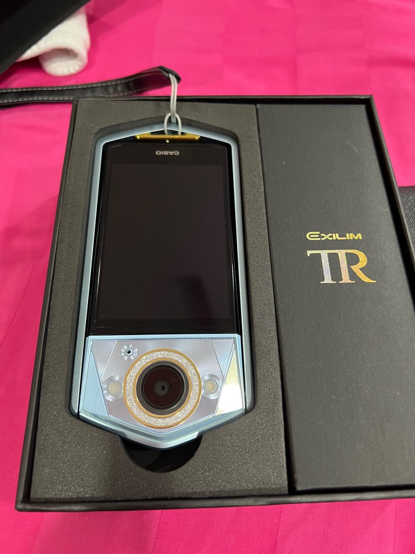 Casio EX-TR80, Photography, Cameras on Carousell