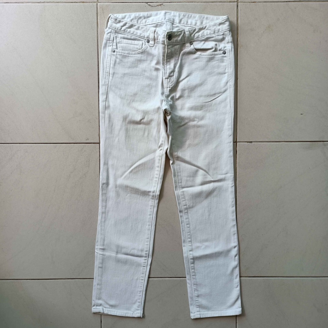 Celana GU Uniqlo Denim Putih Wanita Second Original, Fesyen Wanita ...