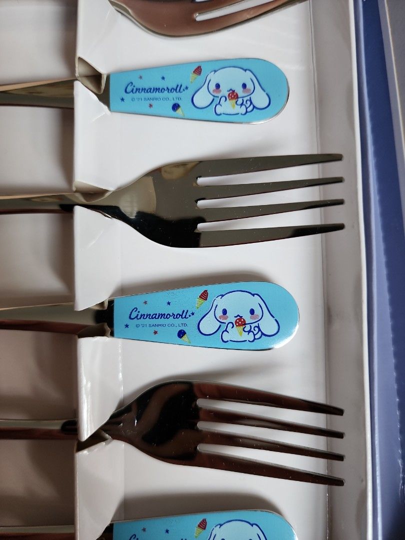 Cinnamoroll cutlery set, Furniture & Home Living, Kitchenware ...
