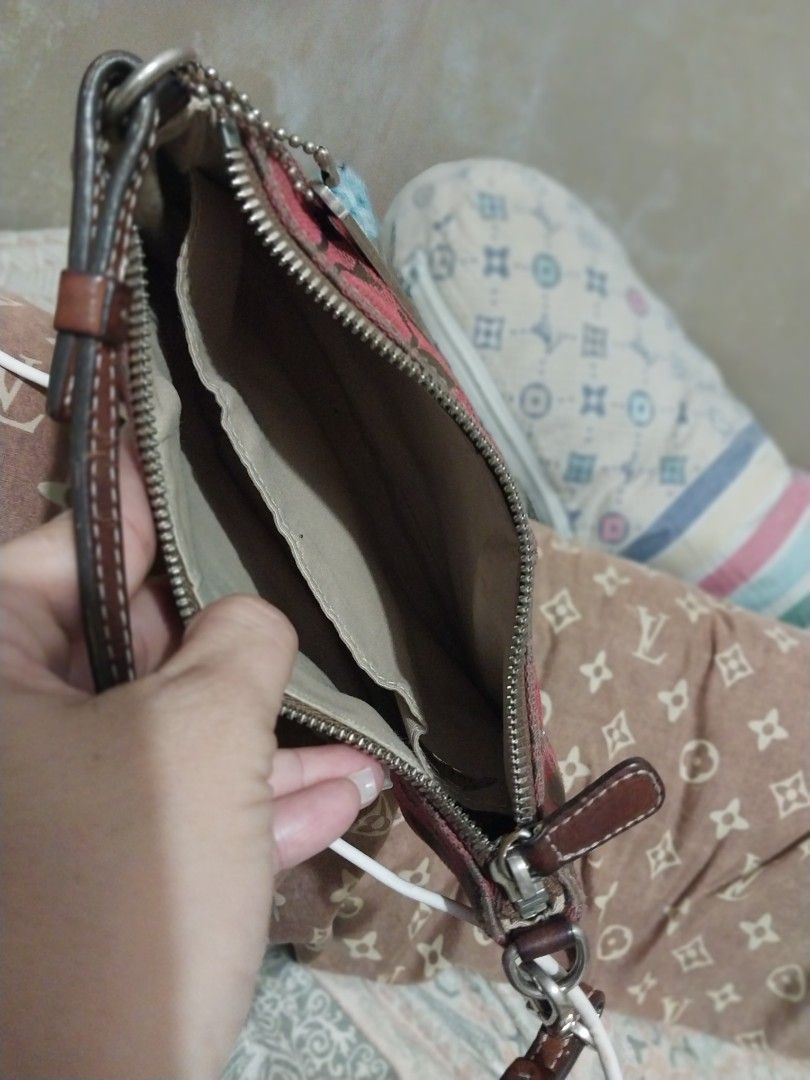 Coach demi, Women's Fashion, Bags & Wallets, Purses & Pouches on Carousell