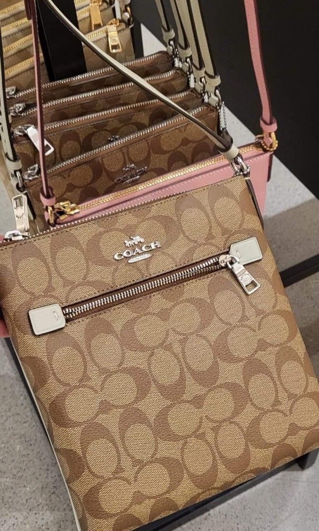 COACH ROWAN file bag, Women's Fashion, Bags & Wallets, Cross-body Bags ...