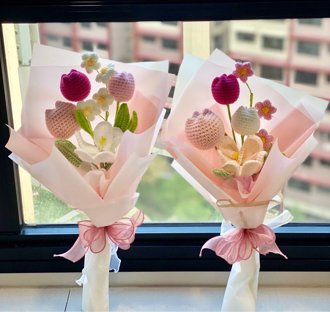 Crochet Flower Bouquet for friends/ crochet tulips / Graduation Bouquet ...