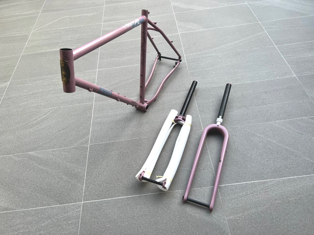 Crust Bombora frame x 2 forks gravel, Sports Equipment, Bicycles ...